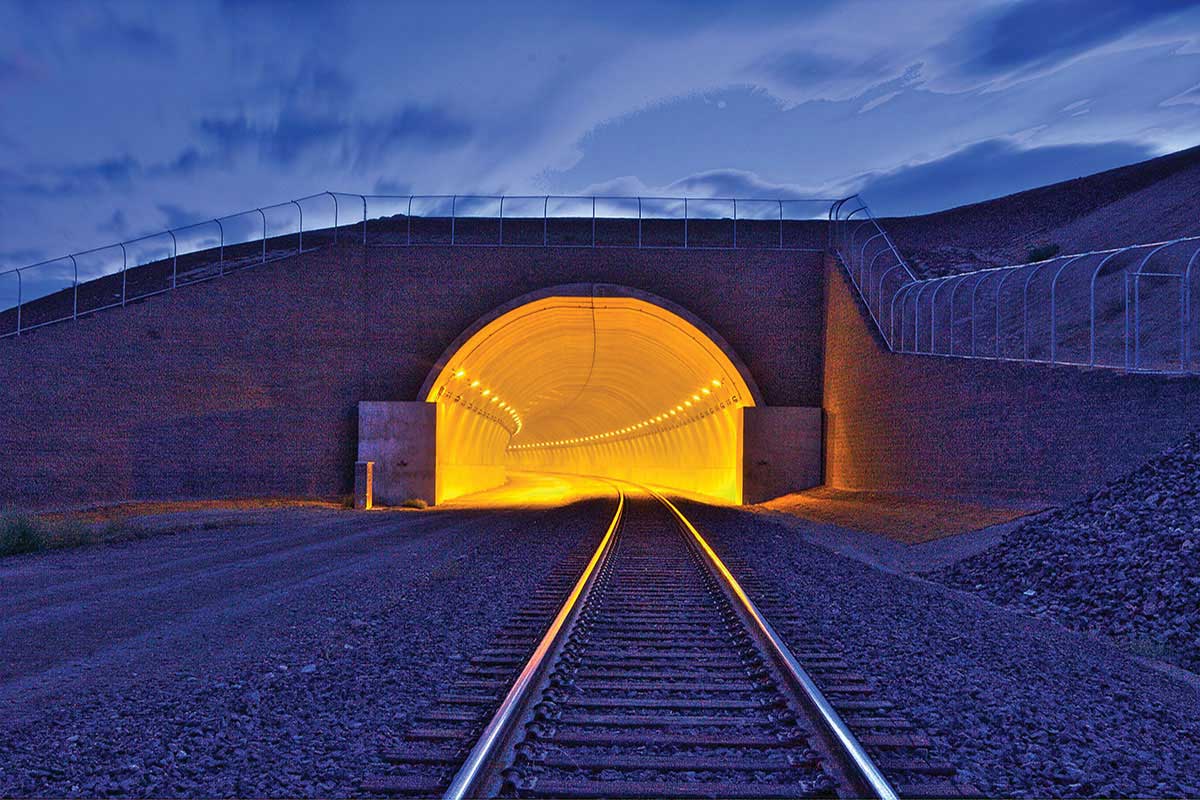 KeySteel® SQ FT – KeySystem™ STRUCTURAL RETAINING WALL BLOCK | Montano ...