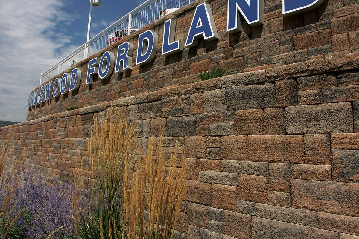 KEYSTONE CENTURY WALL® STRUCTURAL RETAINING WALL BLOCK | Montano Sand ...